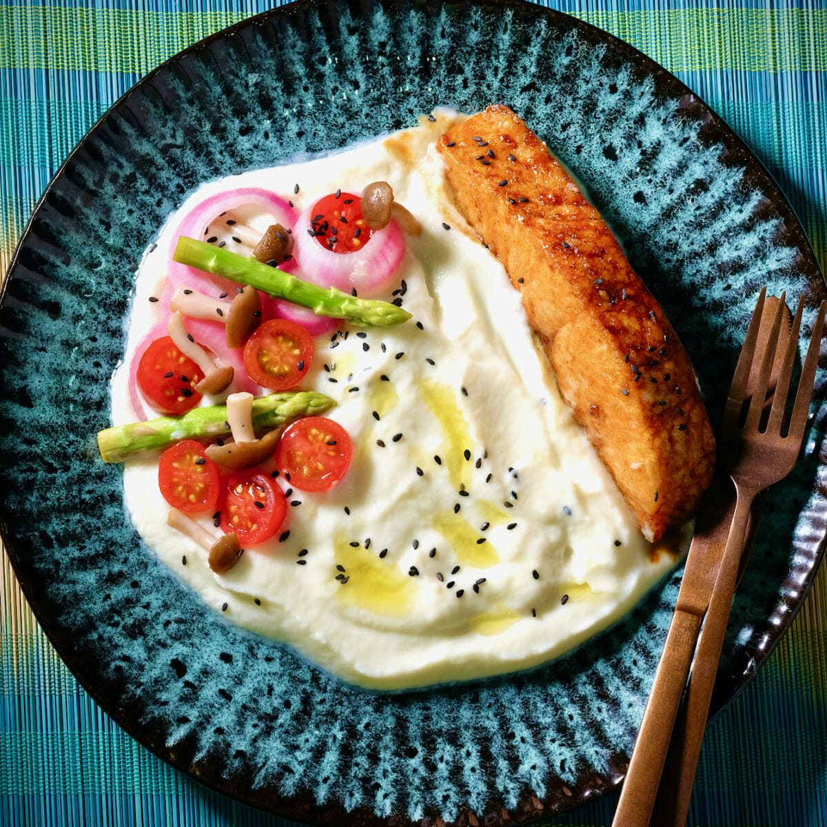 Cauliflower purée with pickled vegetables and teriyaki salmon ...