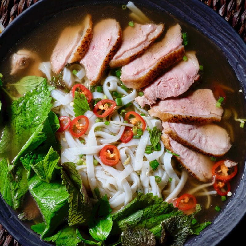 Braised duck noodle soup (Mì Vịt Tiềm) - delectabilia