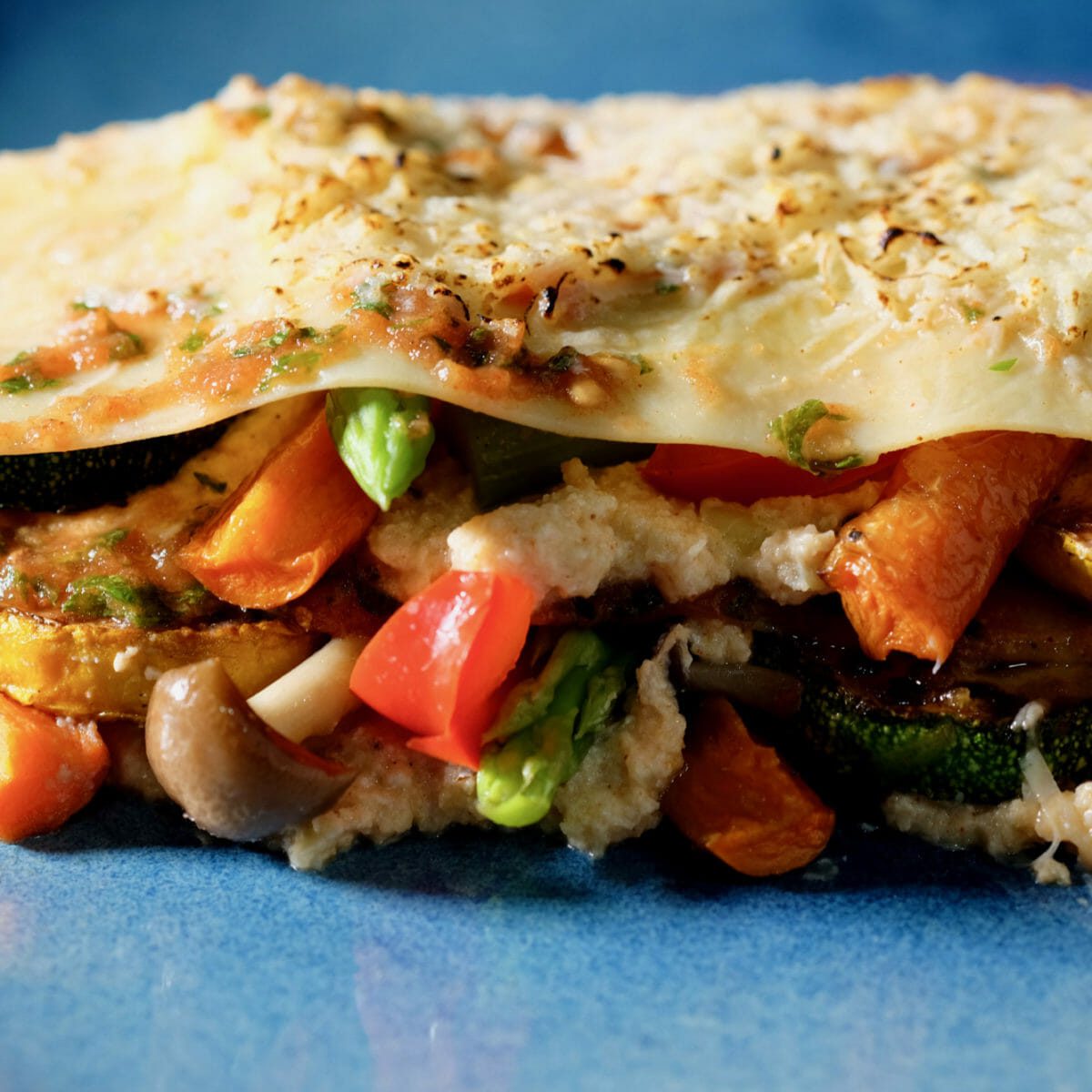 Ocean mini-lasagna with scallop, pickled seaweed, caviar, and dashi ...