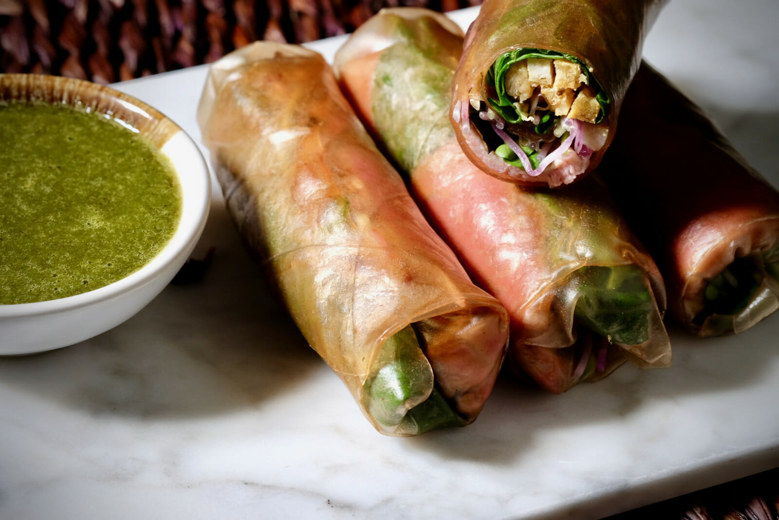 Rice paper wraps with duck and a green herb sauce - delectabilia