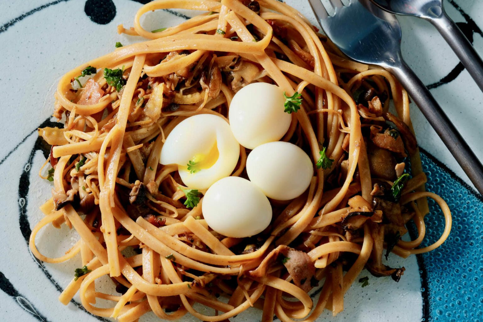 Pasta "birds nest" with soft boiled quail eggs recipe - delectabilia