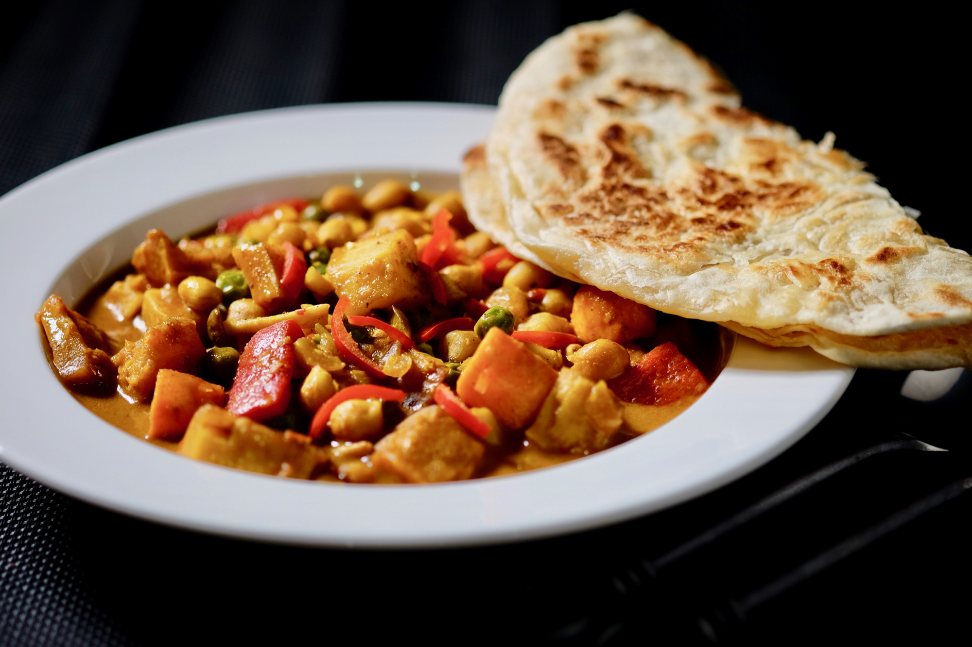 Roast vegetable curry with chickpeas, Vietnam style - delectabilia